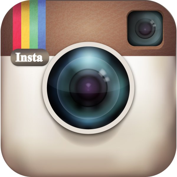 Retro camera icon with Insta label | Vintage Instagram app logo design ...